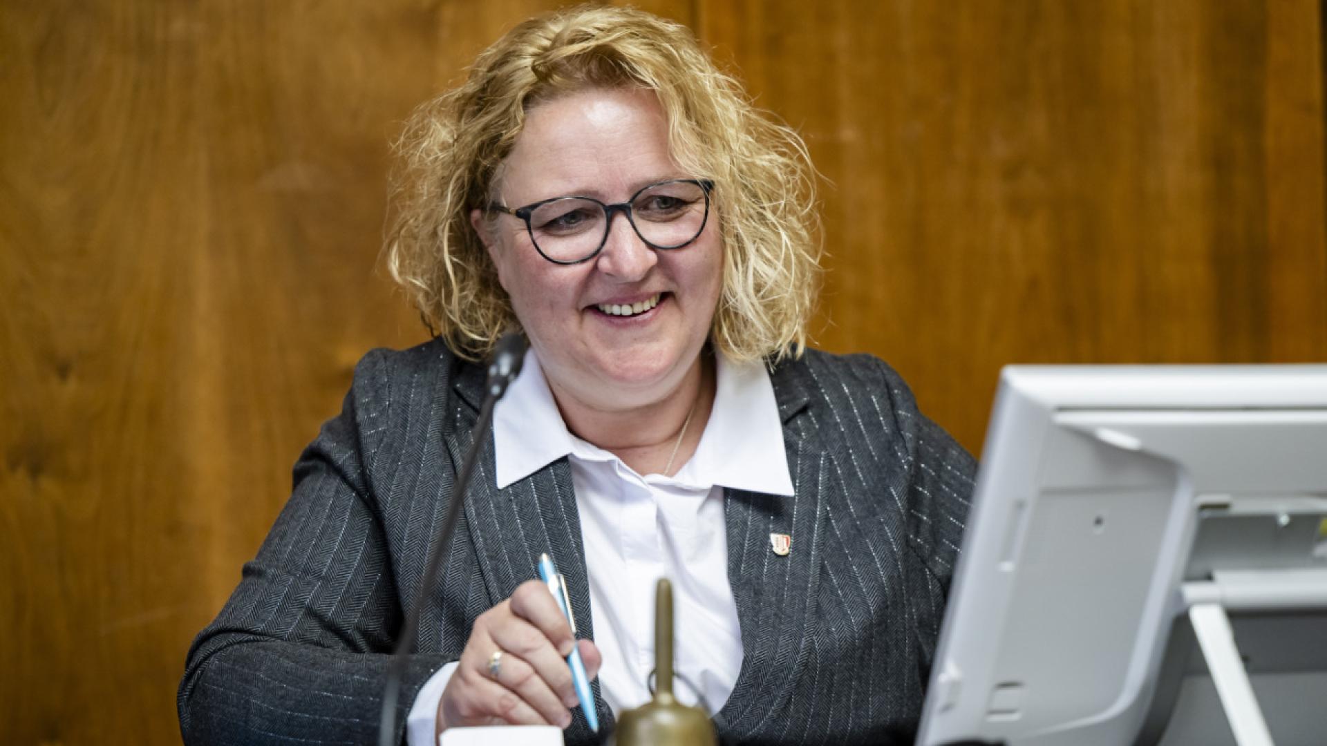 Valais: le Grand Conseil adopte 20 EPT supplémentaires au budget 2026 ...