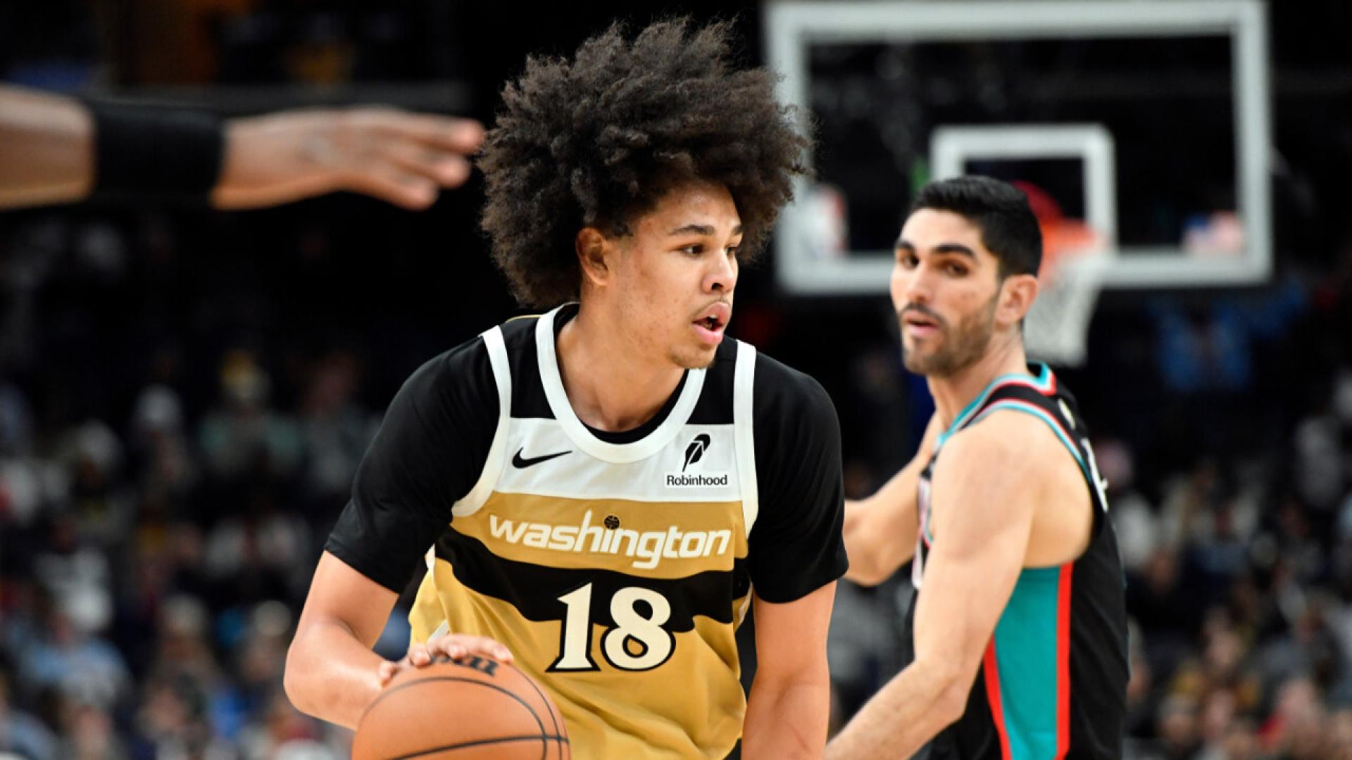 Kyshawn George brille, Wizards battent Memphis 130-122 en NBA - La Télé